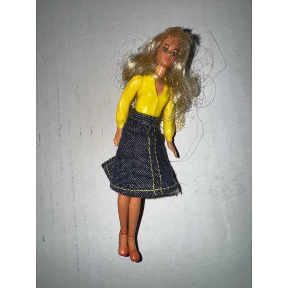 Toys | Vintage 1981 Kenner Glamour Gals Doll Jessie In Jean Supreme ...